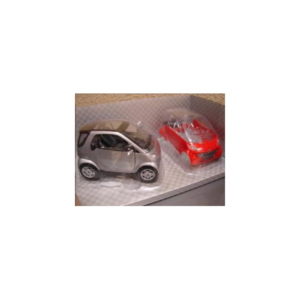 Miniature Smart avec 2 carrosseries Gris et Rouge - francis miniatures