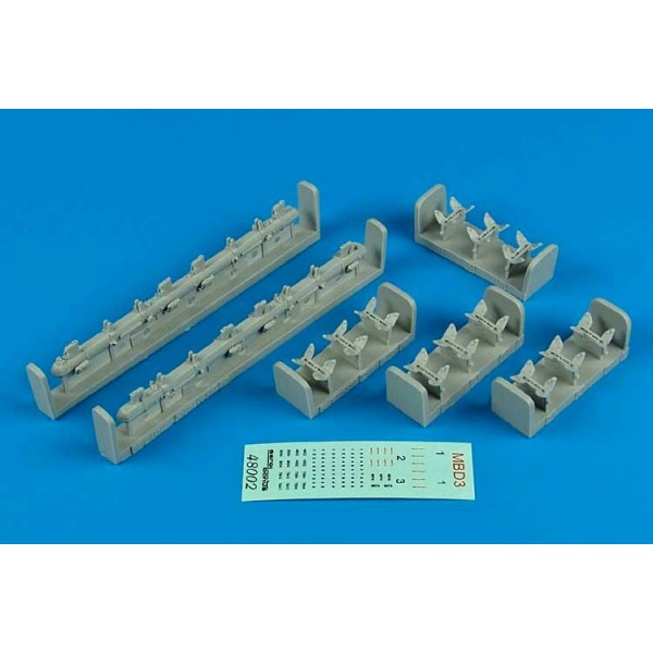 Aerobonus 480002 MBD-3 Soviet multiple bomb racks - francis miniatures