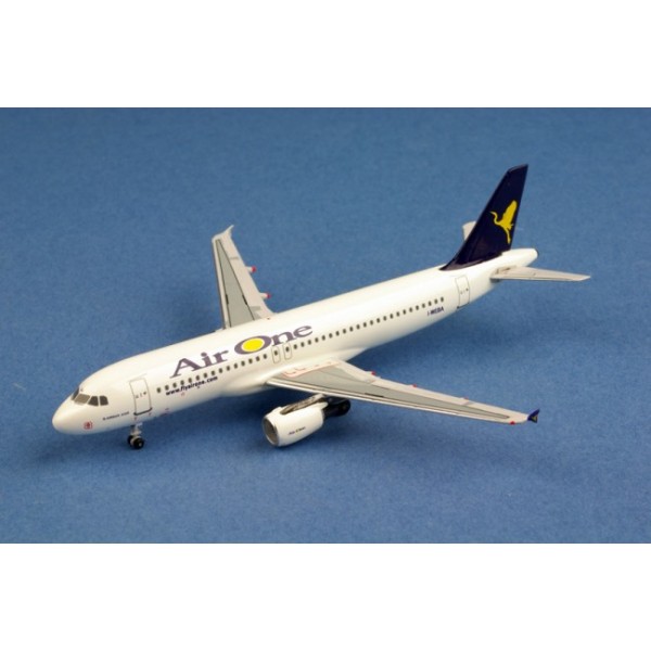 Aeroclassics AC823 Miniature Airbus A320 I-WEBA Air One - francis ...
