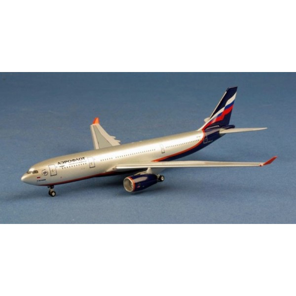 Miniature Airbus A330-200 VP-BLY Aeroflot - francis miniatures