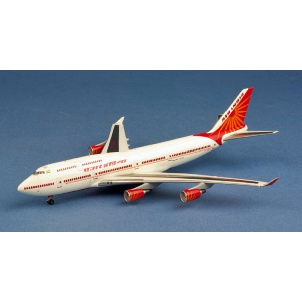 Miniature Boeing 747-400 VT-AIS Air India - francis miniatures