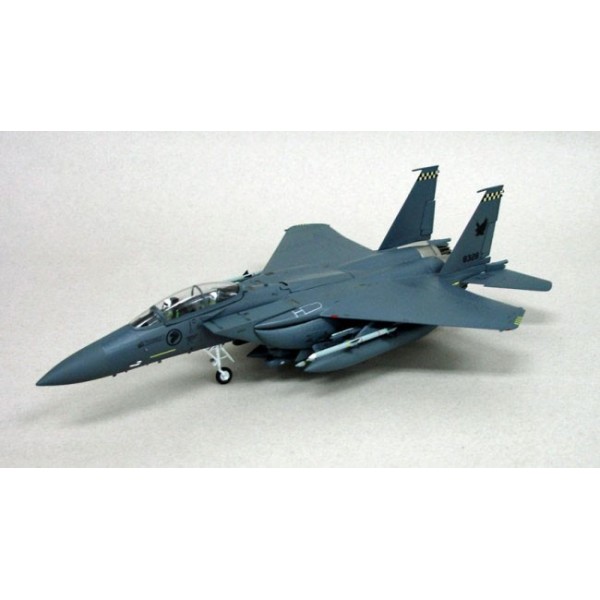 Miniature F-15SG Strike Eagle - francis miniatures